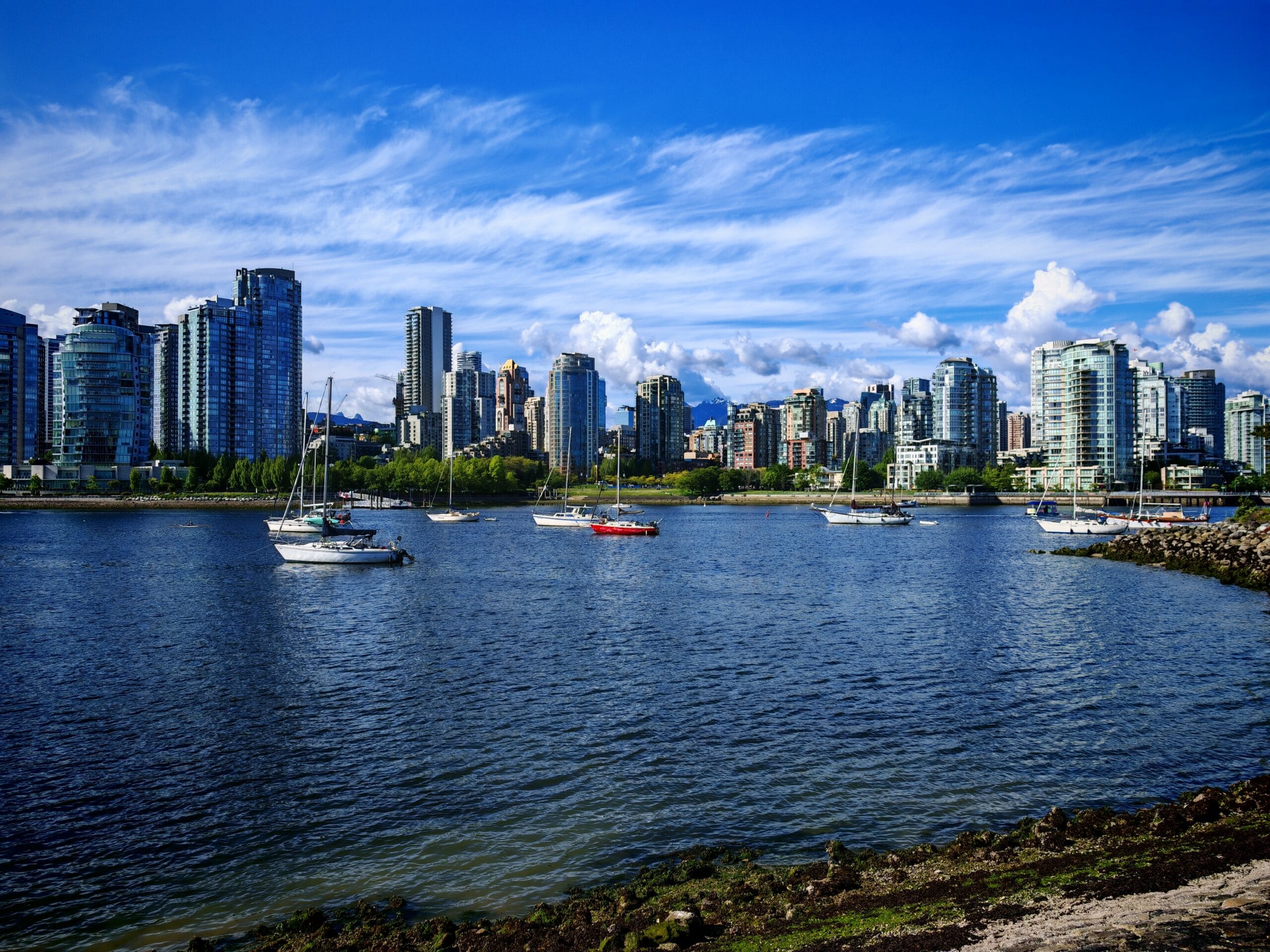 Vancouver: What makes it a Great Place to live? - Backpacker's Mentality